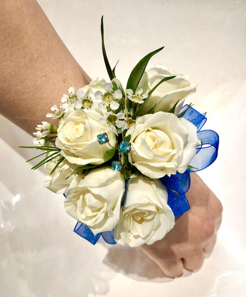 Graduation Corsage - 03 | Thomas Hobbs Florist